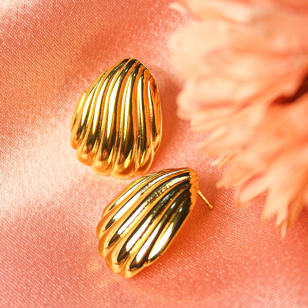 Seashell Elegance – StickOnChic